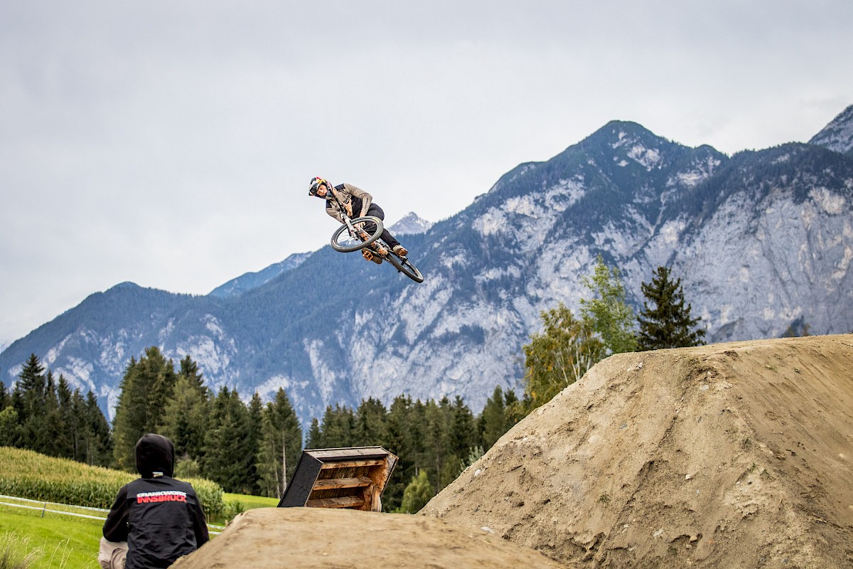 MTB Rider: Slopestyle-Hattrick für Emil Johansson - Tomas Lemoine und ...
