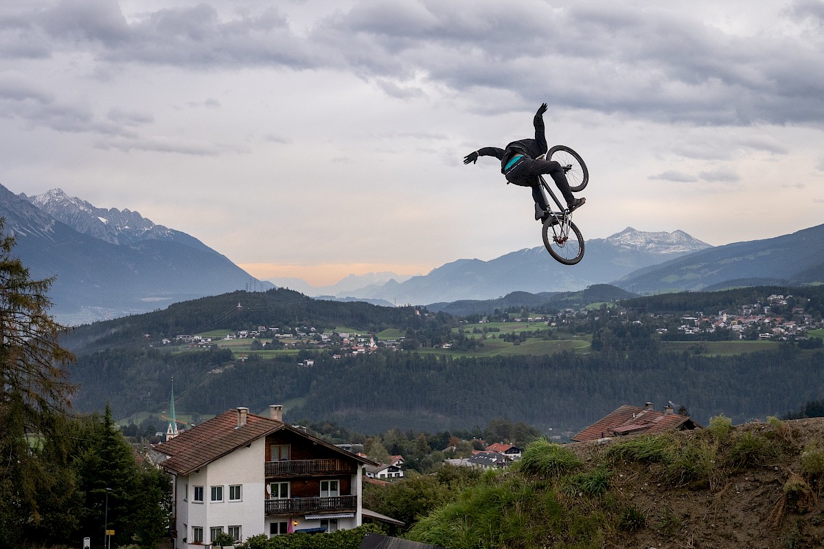 MTB Rider: RED BULL ROOKIE OF THE YEAR & BEST LINE CONTESTS