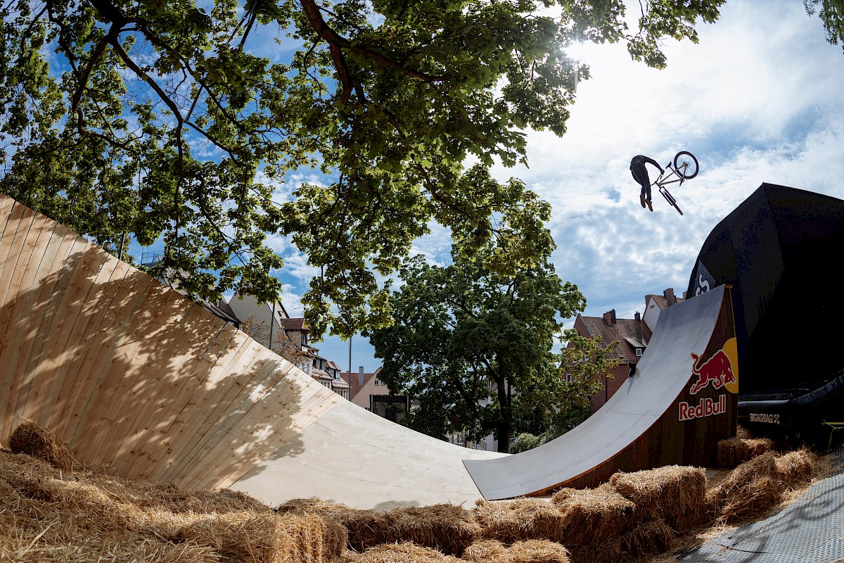 MTB Rider: 5 WORLD’S FIRST TRICK-COMBOS BEIM BEST TRICK CONTEST – DER ...